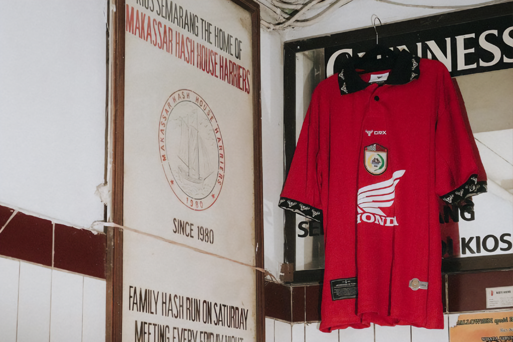 PSM Makassar x DRX Wear Luncurkan Jersey Retro "Mesmerized 25 Years ...